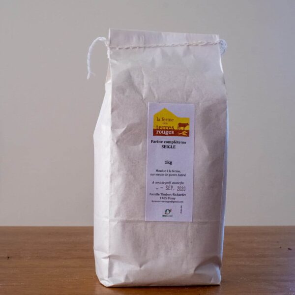 Farine complète de seigle bio - La ferme des Terres Rouges
